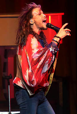 Steven Tyler steps out on his own as a roots rocker, ranks right up ...